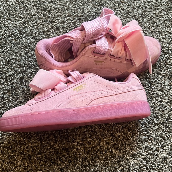 Puma | Shoes | Puma Sneakers Oversized Laces | Poshmark